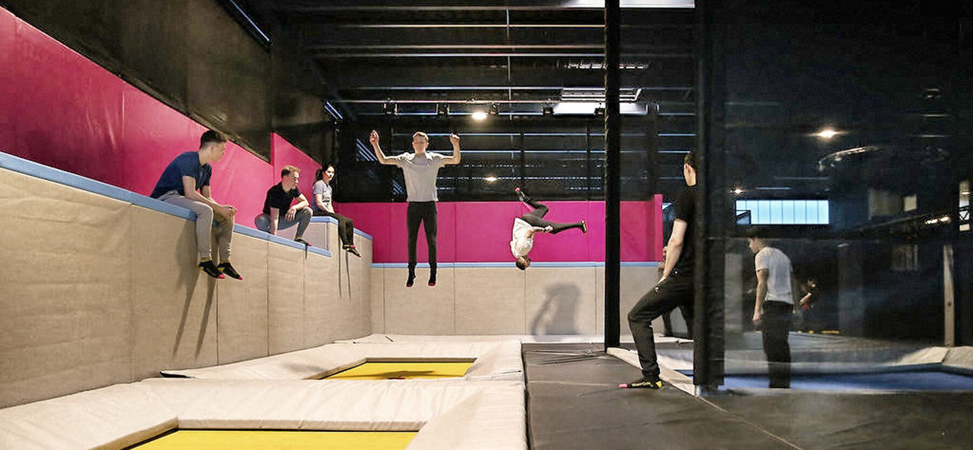 Trampoline44 Saint-Seb Le plus grand trampoline park de l'ouest ...