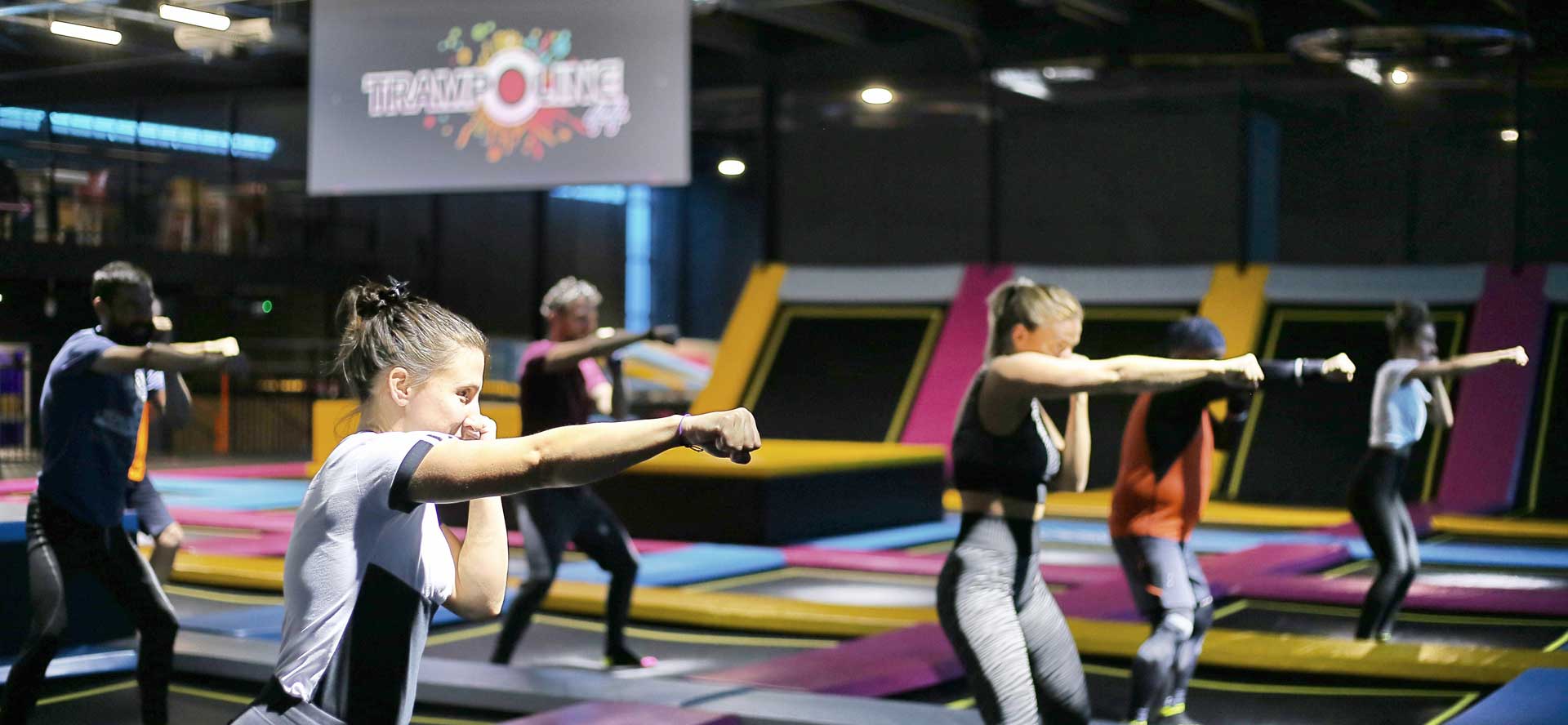 Cours de TrampOFit au trampoline park - Trampoline 44